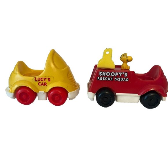 aviva toy | Toys | Aviva Toy Co Lucys Car Snoopys Rescue Squad Red ...